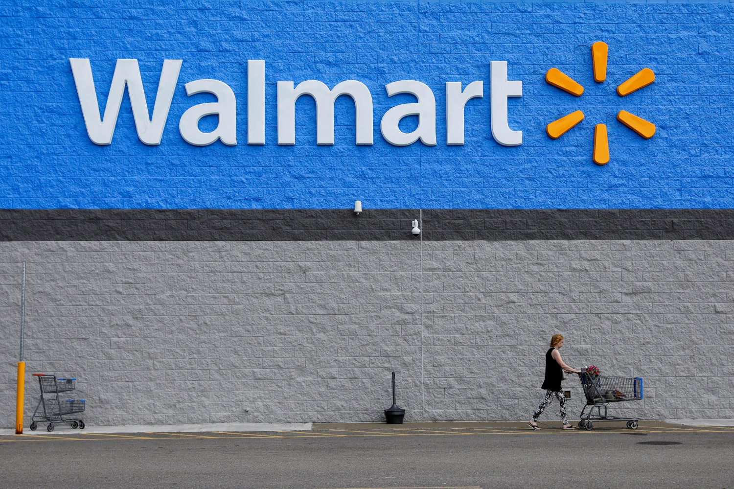 11 Injured in Random Knife Attack at Michigan Walmart; Suspect in Custody