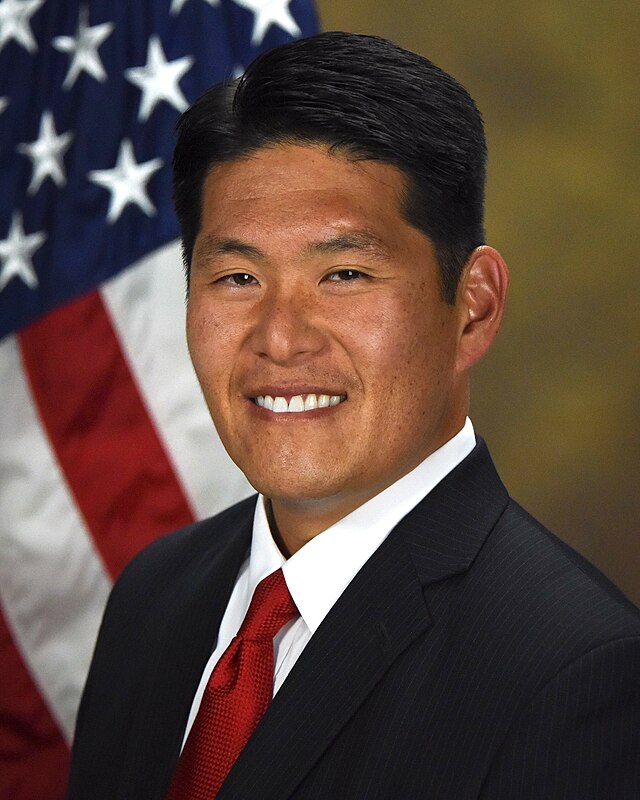Robert Hur to Testify as Private Citizen, Surrounded by Trump-Linked ...