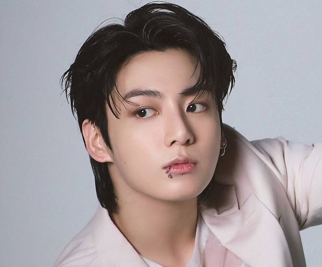 BTS Star Jungkook's Instagram Vanishes Without Warning, Triggering ARMY ...